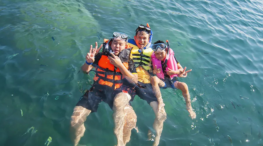 Top 5 Water Adventures to Try in the Bahamas during a Cruise
